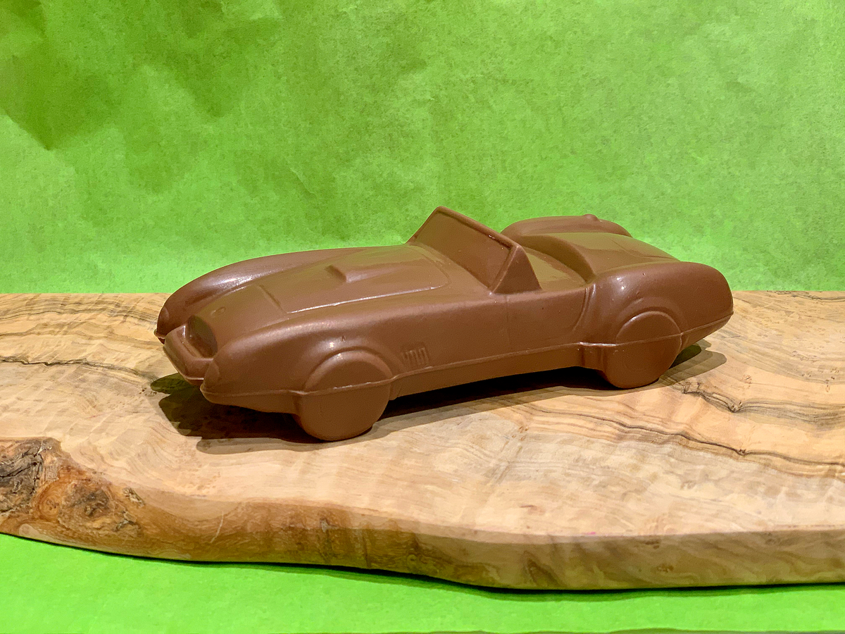 Classic 1956 Chocolate Car 3D – Sweet Expressions