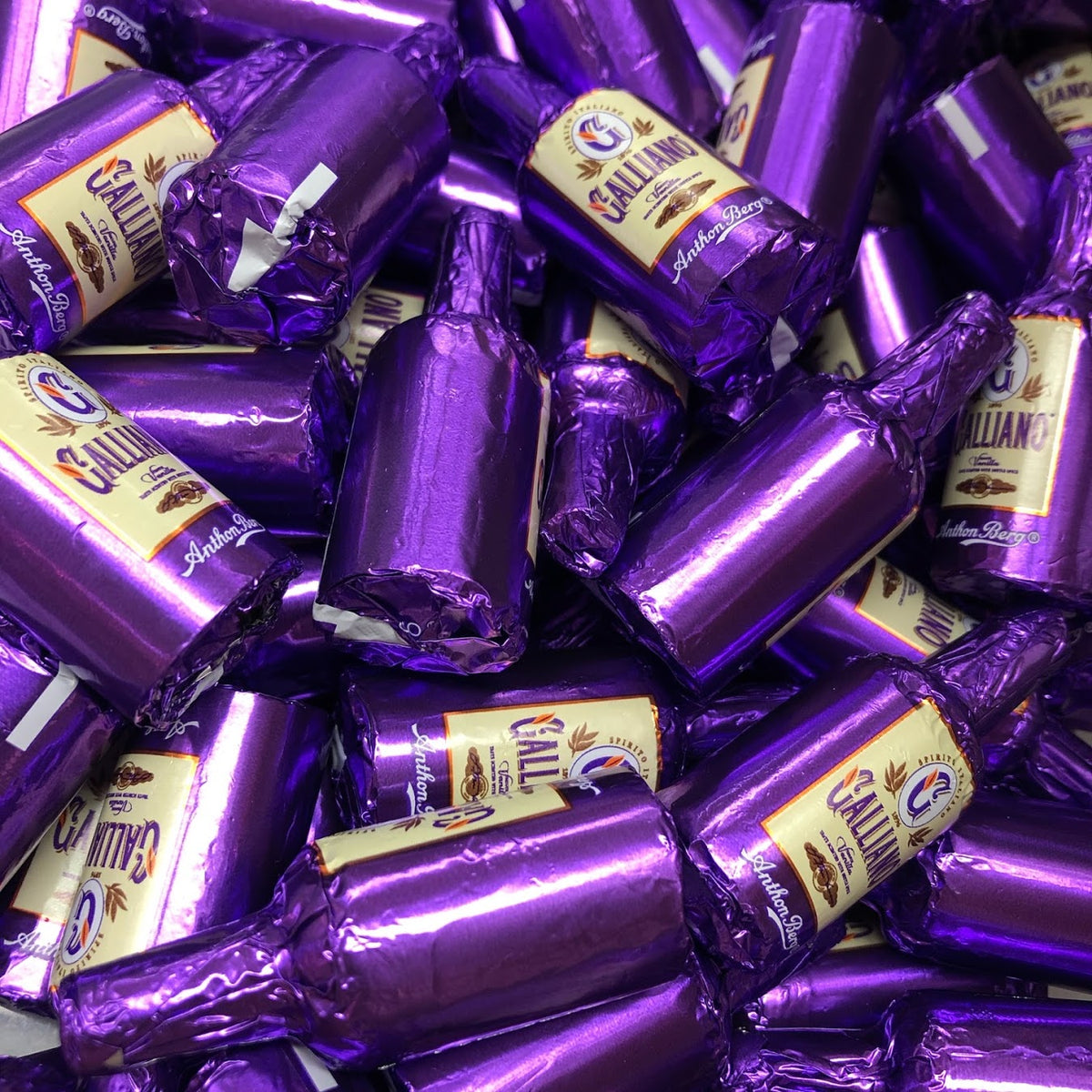 Mini Chocolate Liquor Bottles (Assorted) – Sweet Expressions